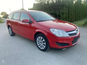 Red Opel Astra 2007 in Birzai, with an engine capacity of 1.91 L and mileage of 287 thousand km for 2350 €, photo 3 on AUTOMOTO.COM.LV