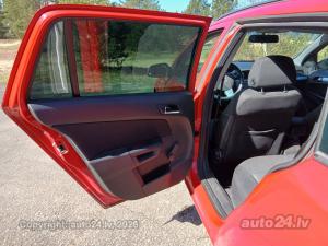 Sarkans Opel Astra 2009 Tallina, ar dzinēja tilpumu 1.80 L un nobraukumu 265 tūkst. km par 1500 €, foto 10 vietnē AUTOMOTO.COM.LV