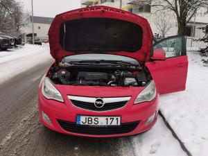 Sarkans Opel Astra 2011 Viļņa, ar dzinēja tilpumu 1.70 L un nobraukumu 400 tūkst. km par 1200 €, foto 19 vietnē AUTOMOTO.COM.LV