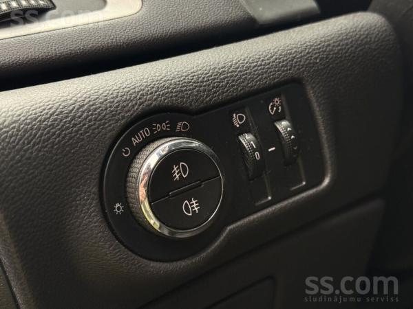 Sarkans Opel Astra 2011 Rīga, ar dzinēja tilpumu 1.30 L un nobraukumu 358 tūkst. km par 1990 €, foto 9 vietnē AUTOMOTO.COM.LV