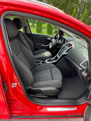 Sarkans Opel Astra 2011 Tartu, ar dzinēja tilpumu 1.70 L un nobraukumu 237 tūkst. km par 4490 €, foto 8 vietnē AUTOMOTO.COM.LV