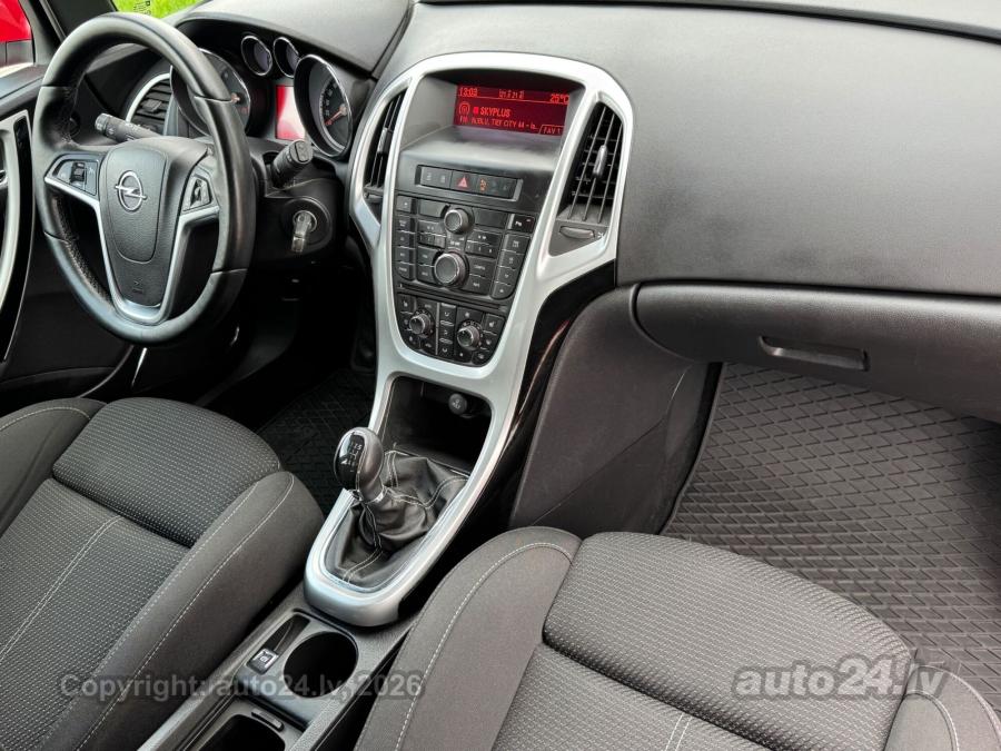 Sarkans Opel Astra 2011 Tartu, ar dzinēja tilpumu 1.70 L un nobraukumu 237 tūkst. km par 4490 €, foto 20 vietnē AUTOMOTO.COM.LV