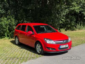 Sarkans Opel Astra 2012 Tallina, ar dzinēja tilpumu 1.60 L un nobraukumu 197 tūkst. km par 2000 €, foto  vietnē AUTOMOTO.COM.LV