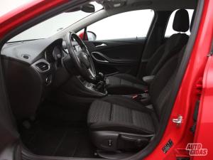 Red Opel Astra 2016 in Vilnius, with an engine capacity of 1.60 L and mileage of 293 thousand km for 5099 €, photo 5 on AUTOMOTO.COM.LV