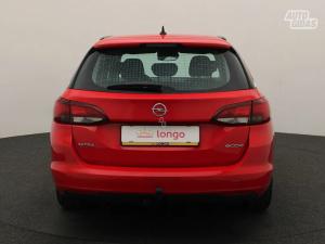 Red Opel Astra 2016 in Vilnius, with an engine capacity of 1.60 L and mileage of 293 thousand km for 5099 €, photo 6 on AUTOMOTO.COM.LV
