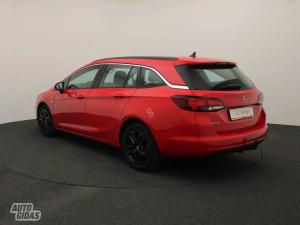 Red Opel Astra 2016 in Vilnius, with an engine capacity of 1.60 L and mileage of 293 thousand km for 5099 €, photo 8 on AUTOMOTO.COM.LV