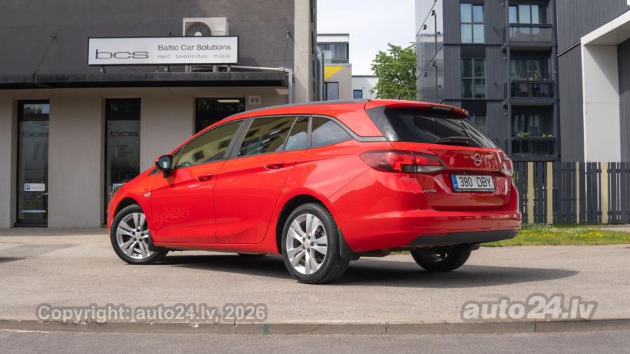 Red Opel Astra 2016 in Tallinn, with an engine capacity of 1.60 L and mileage of 234 thousand km for 6790 €, photo 5 on AUTOMOTO.COM.LV