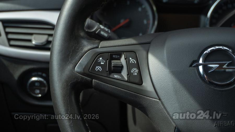 Red Opel Astra 2016 in Tallinn, with an engine capacity of 1.60 L and mileage of 234 thousand km for 6790 €, photo 17 on AUTOMOTO.COM.LV