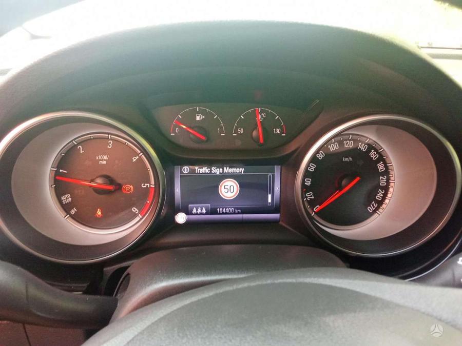 Sarkans Opel Astra 2016 Alīta, ar dzinēja tilpumu 1.60 L un nobraukumu 2 tūkst. km par 6900 €, foto 36 vietnē AUTOMOTO.COM.LV