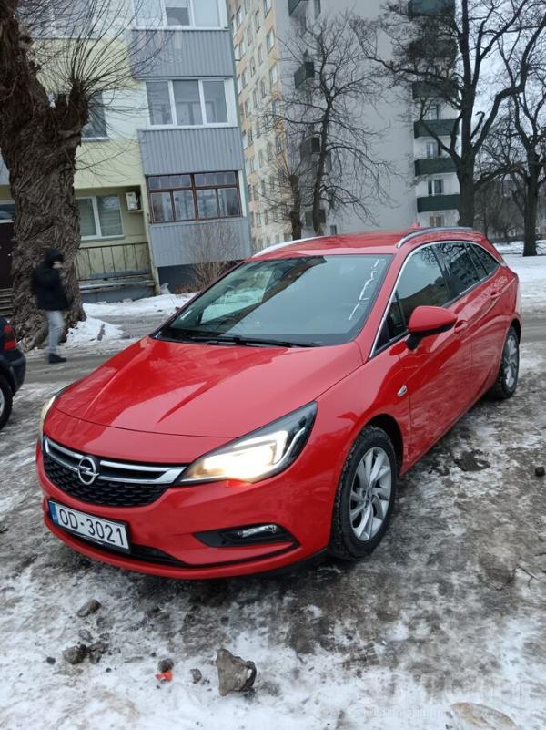 Sarkans Opel Astra 2017 Liepāja, ar dzinēja tilpumu 1.60 L un nobraukumu 198 tūkst. km par 7500 €, foto 2 vietnē AUTOMOTO.COM.LV