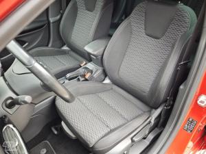 Red Opel Astra 2017 in Vilnius, with an engine capacity of 1.60 L and mileage of 221 thousand km for 5999 €, photo 26 on AUTOMOTO.COM.LV