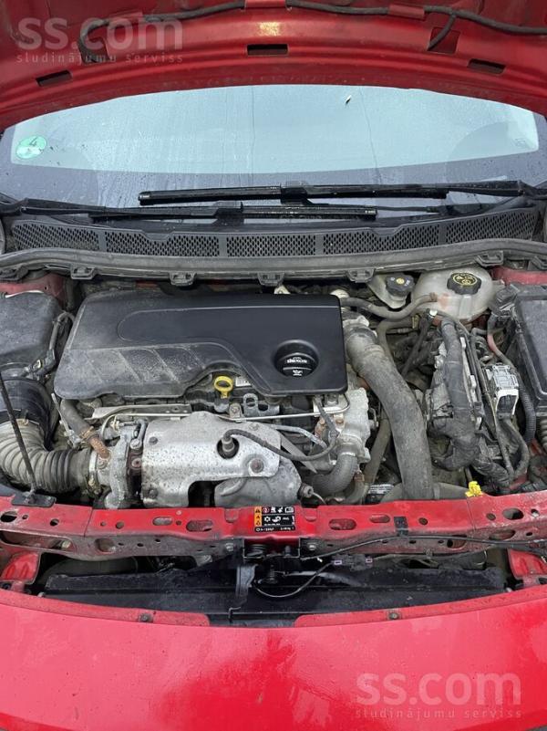 Sarkans Opel Astra 2018 Talsi, ar dzinēja tilpumu 1.60 L un nobraukumu 274 tūkst. km par 6900 €, foto 6 vietnē AUTOMOTO.COM.LV