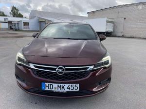 Red Opel Astra 2018 in Telschi, with an engine capacity of 1.60 L and mileage of 198 thousand km for 6499 €, photo 3 on AUTOMOTO.COM.LV