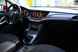 Красный Опель Астра 2019 в Рига, объемом двигателя 1.60 л и пробегом 177 тыс. км за 6990 €, фото 9 на AUTOMOTO.COM.LV