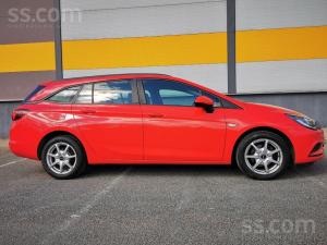 Red Opel Astra 2019 in Riga, with an engine capacity of 1.60 L and mileage of 231 thousand km for 5450 €, photo 7 on AUTOMOTO.COM.LV