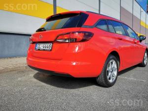 Red Opel Astra 2019 in Riga, with an engine capacity of 1.60 L and mileage of 231 thousand km for 5450 €, photo 8 on AUTOMOTO.COM.LV
