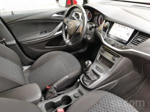 Red Opel Astra 2019 in Riga, with an engine capacity of 1.60 L and mileage of 231 thousand km for 5450 €, photo 14 on AUTOMOTO.COM.LV