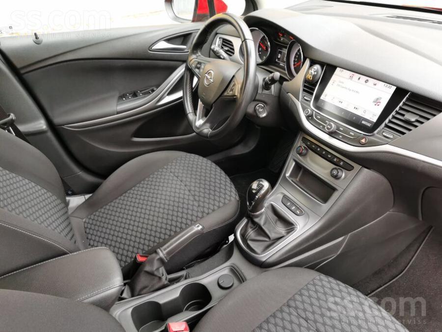 Red Opel Astra 2019 in Riga, with an engine capacity of 1.60 L and mileage of 231 thousand km for 5450 €, photo 14 on AUTOMOTO.COM.LV
