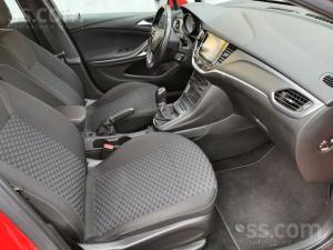 Red Opel Astra 2019 in Riga, with an engine capacity of 1.60 L and mileage of 231 thousand km for 5450 €, photo 16 on AUTOMOTO.COM.LV