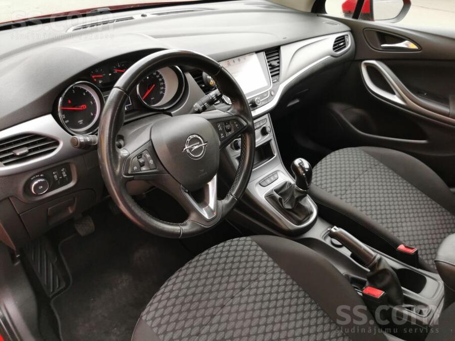 Red Opel Astra 2019 in Riga, with an engine capacity of 1.60 L and mileage of 231 thousand km for 5450 €, photo 17 on AUTOMOTO.COM.LV