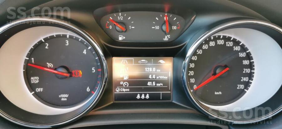 Red Opel Astra 2019 in Riga, with an engine capacity of 1.60 L and mileage of 231 thousand km for 5450 €, photo 26 on AUTOMOTO.COM.LV