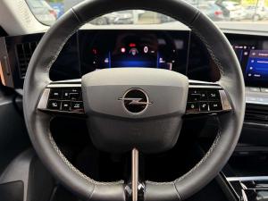Красный Опель Астра 2023 в Каунас, объемом двигателя 1.20 л и пробегом 160 тыс. км за 12700 €, фото 8 на AUTOMOTO.COM.LV