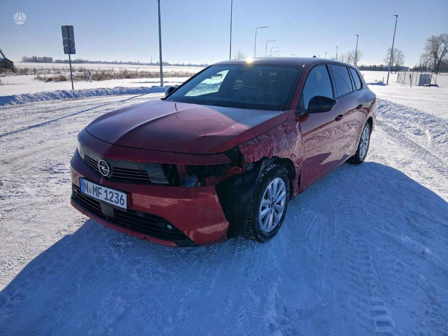 Sarkans Opel Astra 2024 Marijampole, ar dzinēja tilpumu 1.20 L un nobraukumu 12 tūkst. km par 11850 €, foto 16 vietnē AUTOMOTO.COM.LV