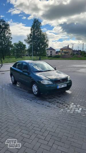 Opel Astra 1999 in Radviliskis, with an engine capacity of 1.70 L and mileage of 219 thousand km for 650 €, photo 6 on AUTOMOTO.COM.LV