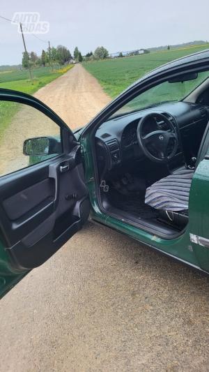 Opel Astra 1999 in Radviliskis, with an engine capacity of 1.70 L and mileage of 219 thousand km for 650 €, photo 8 on AUTOMOTO.COM.LV