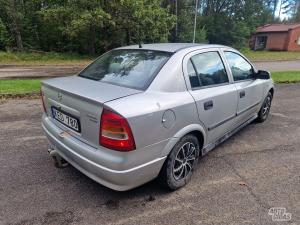 Opel Astra 1999 in Visaginas, with an engine capacity of 1.60 L and mileage of 249 thousand km for 400 €, photo 6 on AUTOMOTO.COM.LV