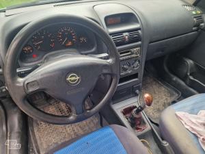 Opel Astra 1999 in Visaginas, with an engine capacity of 1.60 L and mileage of 249 thousand km for 400 €, photo 12 on AUTOMOTO.COM.LV