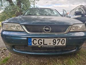 Opel Astra 2001 in Vilnius, with an engine capacity of 2.20 L and mileage of 198 thousand km for 500 €, photo 5 on AUTOMOTO.COM.LV