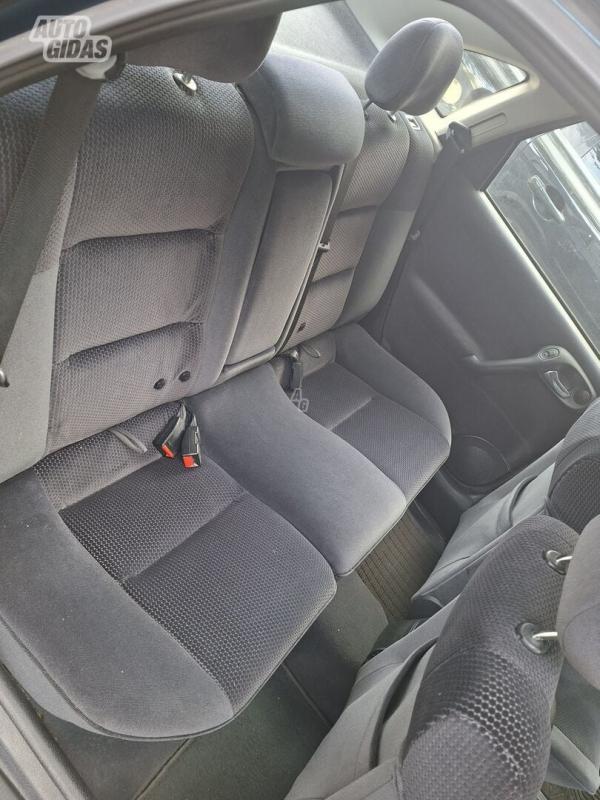 Opel Astra 2001 in Vilnius, with an engine capacity of 2.20 L and mileage of 198 thousand km for 500 €, photo 7 on AUTOMOTO.COM.LV