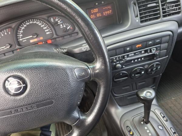 Opel Astra 2001 in Vilnius, with an engine capacity of 2.20 L and mileage of 198 thousand km for 500 €, photo 10 on AUTOMOTO.COM.LV