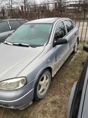 Opel Astra 2002 in Panevezys, with an engine capacity of 2.00 L and mileage of 250 thousand km for 300 €, photo 3 on AUTOMOTO.COM.LV