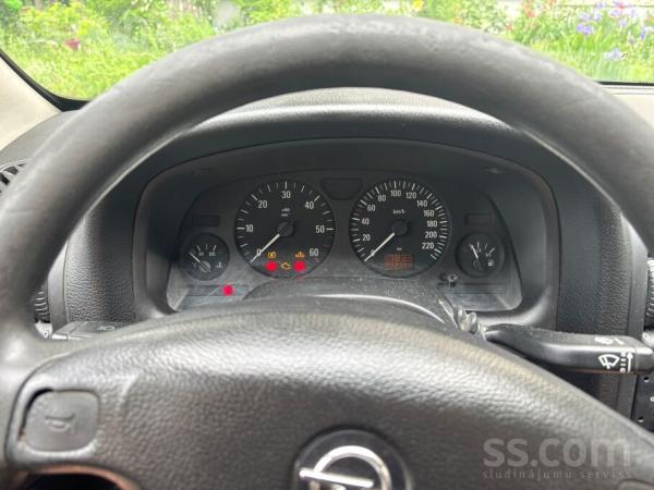 Opel Astra 2006 Rīga, ar dzinēja tilpumu 1.70 L un nobraukumu 230 tūkst. km par 1050 €, foto 7 vietnē AUTOMOTO.COM.LV