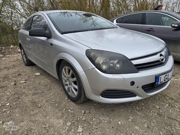 Opel Astra 2007 in Radviliskis, with an engine capacity of 1.70 L and mileage of 344 thousand km for 550 €, photo 2 on AUTOMOTO.COM.LV