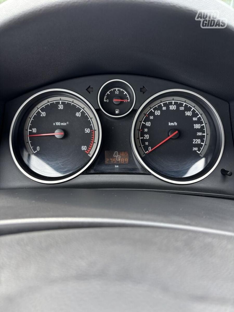 Opel Astra 2007 Viļņa, ar dzinēja tilpumu 1.30 L un nobraukumu 276 tūkst. km par 1350 €, foto 6 vietnē AUTOMOTO.COM.LV