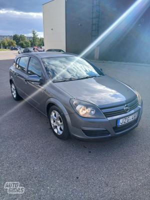 Opel Astra 2007 in Jonava, with an engine capacity of 1.70 L and mileage of 275 thousand km for 850 €, photo 4 on AUTOMOTO.COM.LV