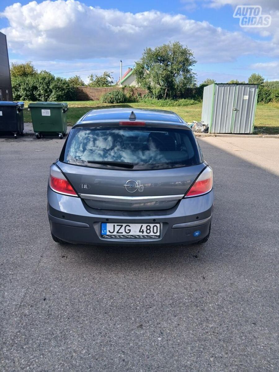 Opel Astra 2007 in Jonava, with an engine capacity of 1.70 L and mileage of 275 thousand km for 850 €, photo 6 on AUTOMOTO.COM.LV