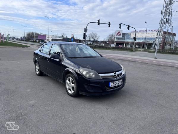 Opel Astra 2008 in Klaipeda, with an engine capacity of 1.60 L and mileage of 230 thousand km for 1750 €, photo 3 on AUTOMOTO.COM.LV
