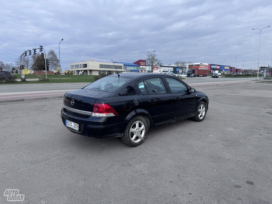 Opel Astra 2008 in Klaipeda, with an engine capacity of 1.60 L and mileage of 230 thousand km for 1750 €, photo 6 on AUTOMOTO.COM.LV