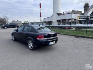 Opel Astra 2008 in Klaipeda, with an engine capacity of 1.60 L and mileage of 230 thousand km for 1750 €, photo 10 on AUTOMOTO.COM.LV