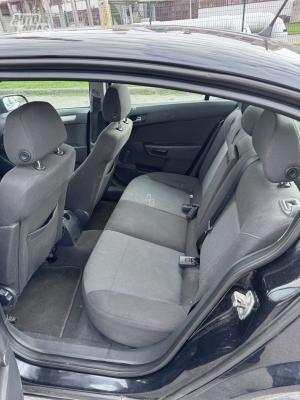 Opel Astra 2008 in Klaipeda, with an engine capacity of 1.60 L and mileage of 230 thousand km for 1750 €, photo 12 on AUTOMOTO.COM.LV