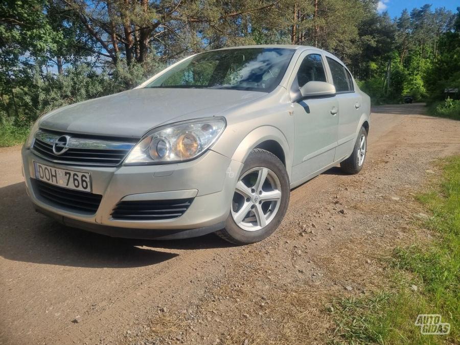 Opel Astra 2008 Kauņa, ar dzinēja tilpumu 1.60 L un nobraukumu 205 tūkst. km par 1250 €, foto 1 vietnē AUTOMOTO.COM.LV