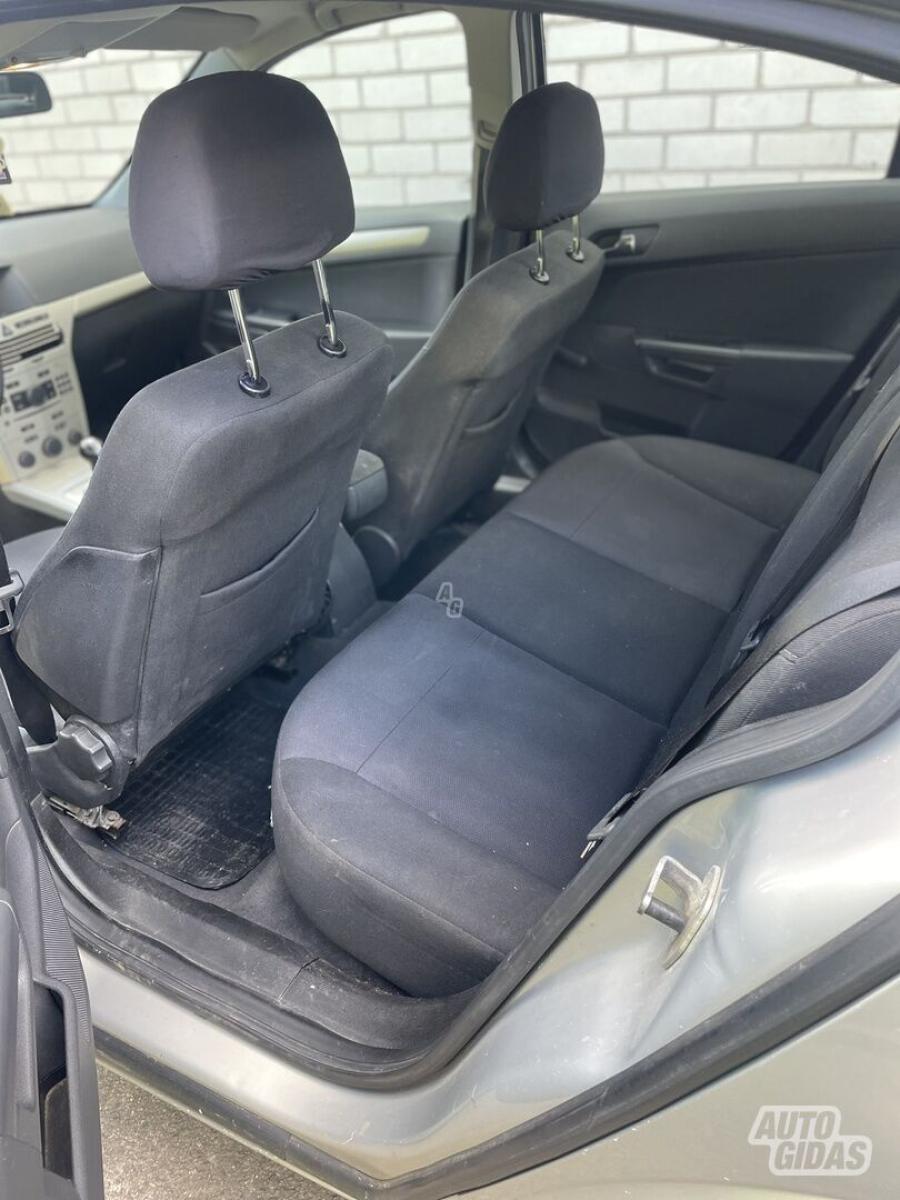 Opel Astra 2008 Kauņa, ar dzinēja tilpumu 1.60 L un nobraukumu 205 tūkst. km par 1250 €, foto 8 vietnē AUTOMOTO.COM.LV