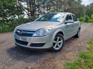 Opel Astra 2008 in Kaunas, with an engine capacity of 1.60 L and mileage of 205 thousand km for 950 €, photo  on AUTOMOTO.COM.LV