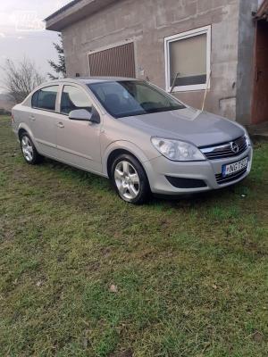 Opel Astra 2009 in Druskininkai, with an engine capacity of 1.60 L and mileage of 187 thousand km for 1850 €, photo 3 on AUTOMOTO.COM.LV