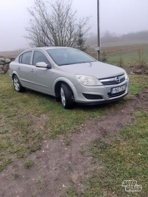 Opel Astra 2009 in Druskininkai, with an engine capacity of 1.60 L and mileage of 187 thousand km for 1850 €, photo 8 on AUTOMOTO.COM.LV