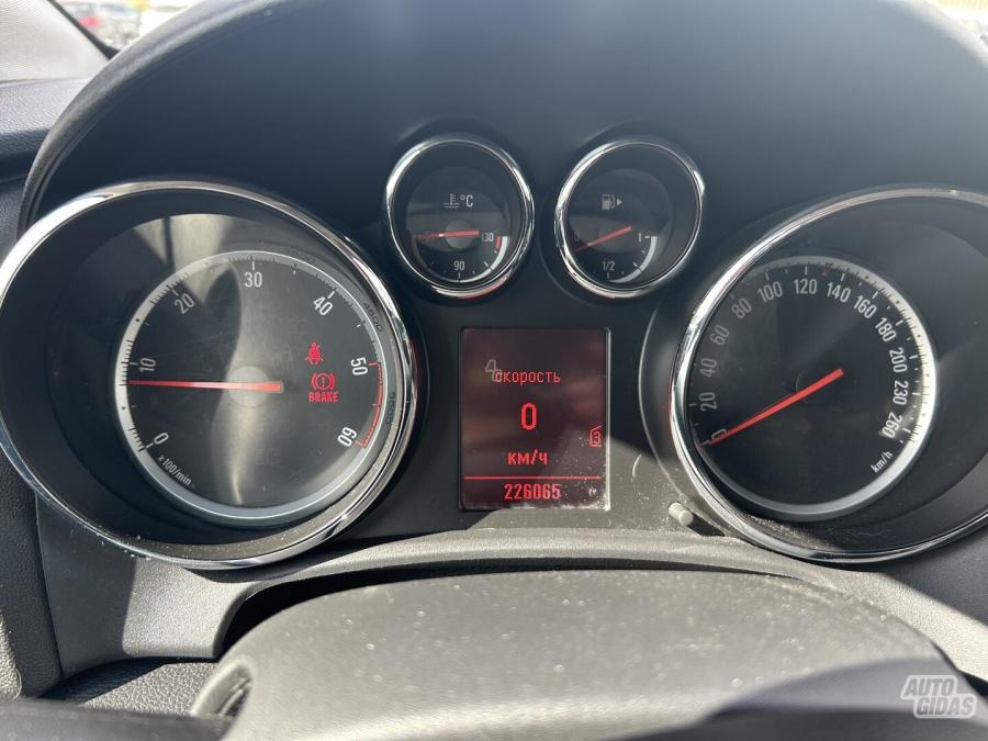 Opel Astra 2010 Šauļi, ar dzinēja tilpumu 1.20 L un nobraukumu 226 tūkst. km par 2850 €, foto 3 vietnē AUTOMOTO.COM.LV
